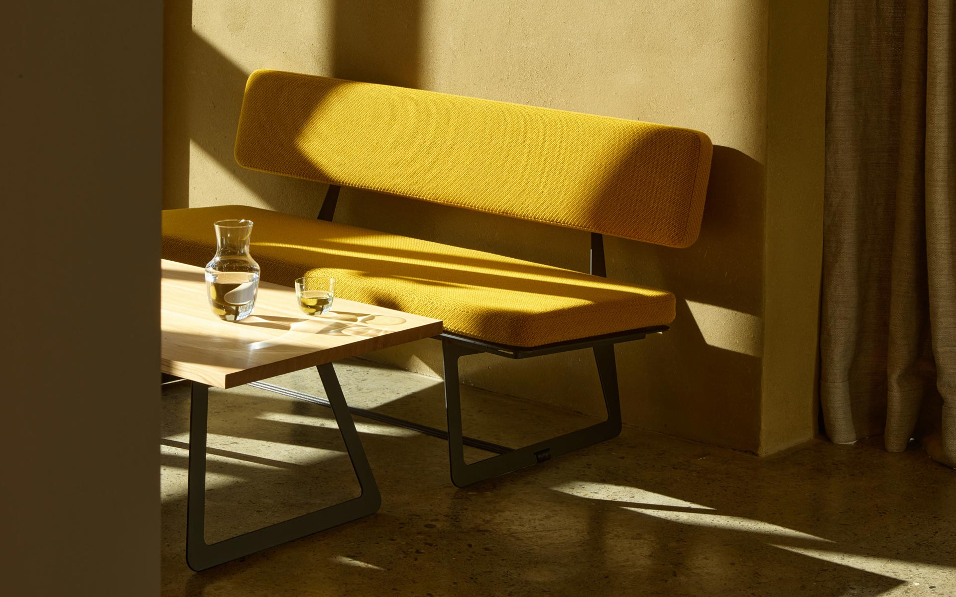 Sitzsofa - Georg Bechter Architektur